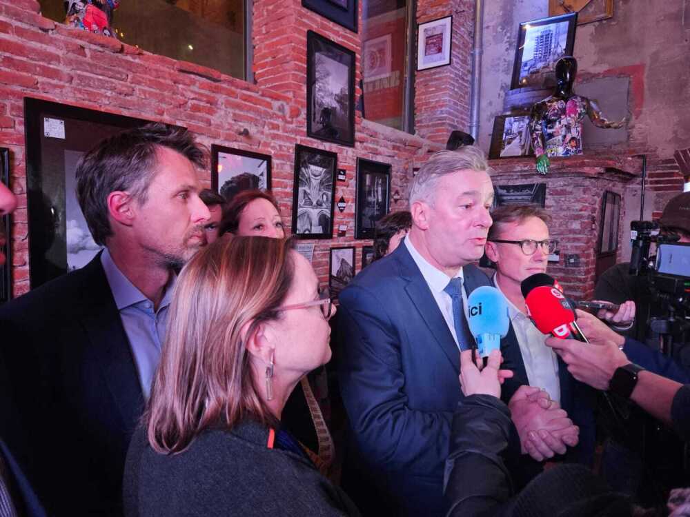 EN DIRECT. Municipales 2026 : Emmanuel Grégoire en tête à Paris, Benoit ...