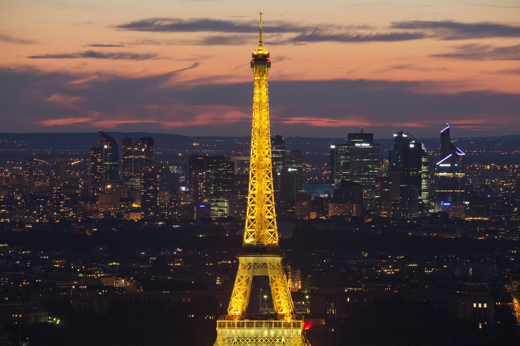 Paris : la Ville lumière, métropole éclairée